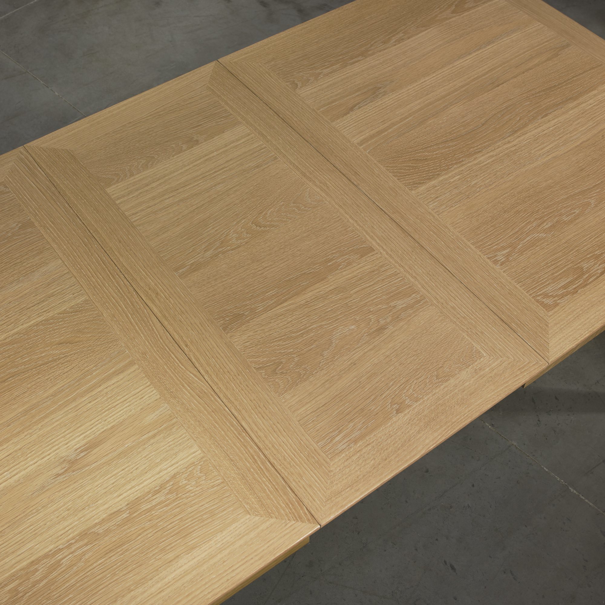 Bergen Oak Extension Table | 4-6 Seater | Dining Furniture - Bentley ...