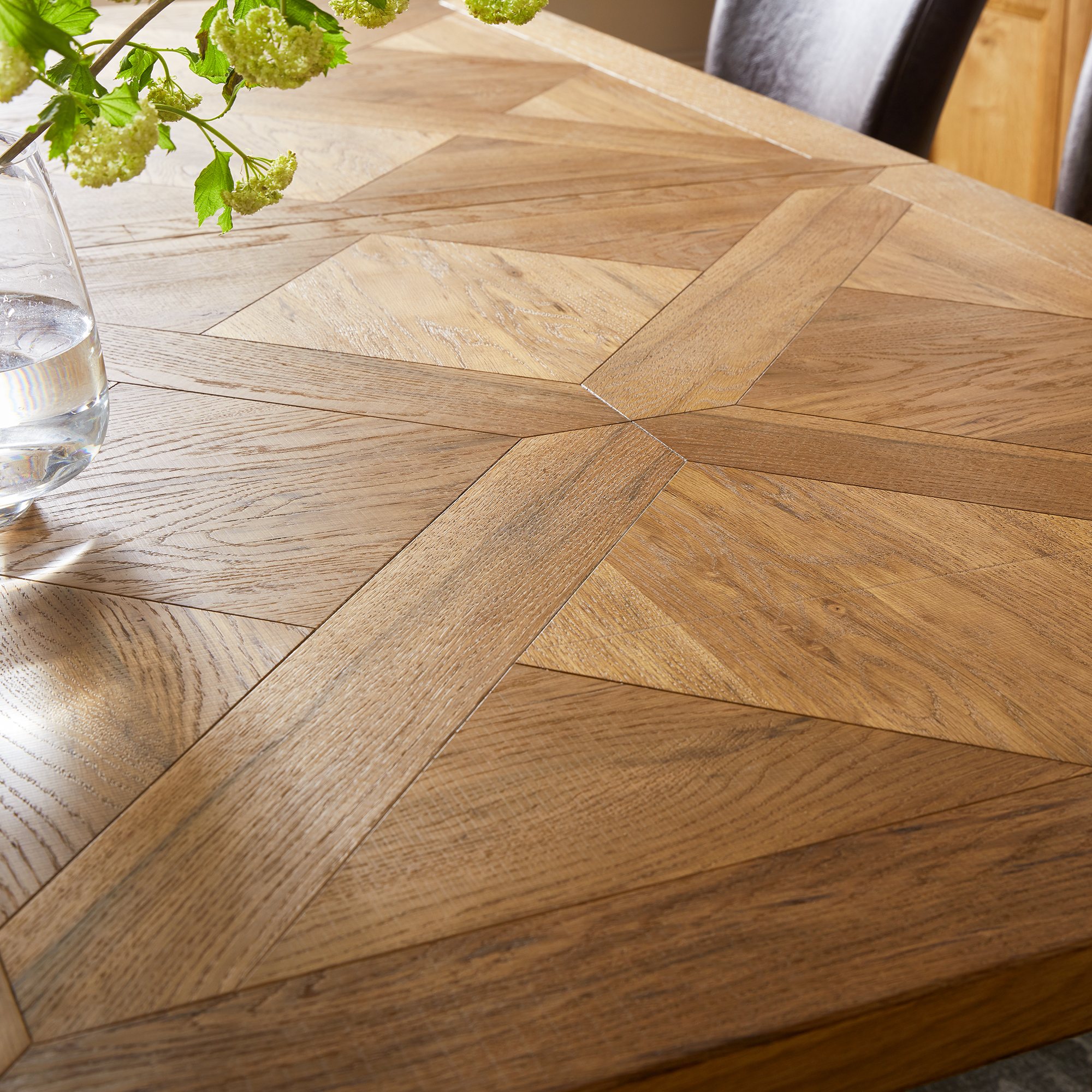 Belgrave Rustic Oak Dining Table | 6-8 Seater - Bentley Designs