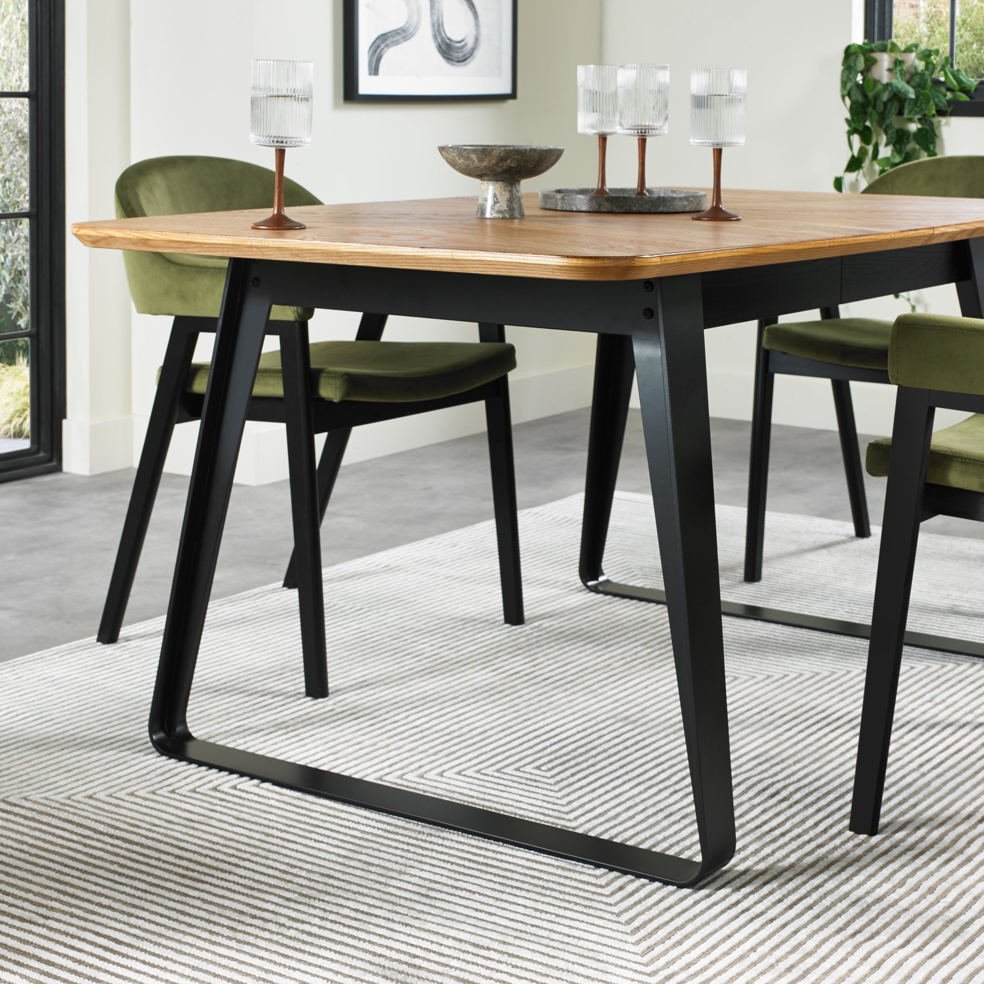 Emerson Rustic Oak 4 - 6 Seater Dining Table | Dining Room - Bentley ...